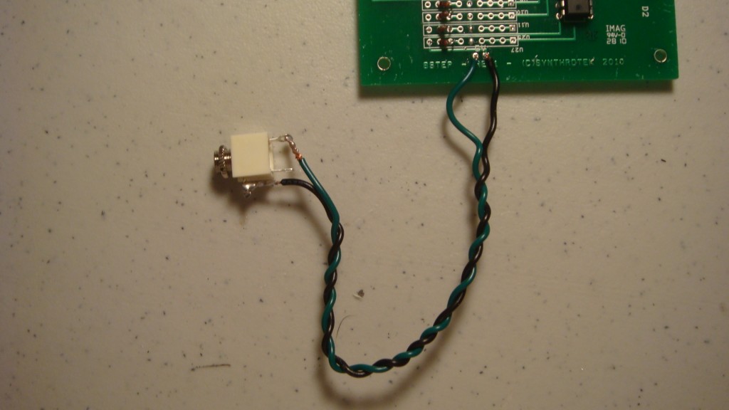 10 Step Basic Analog Sequencer Assembly Instructions | Synthrotek