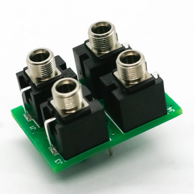 1U Lil’ Buff Mult Assembly Instructions | Synthrotek